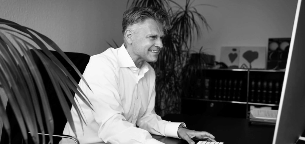 Dr. Christian Preetz Rechtsanwalt - BUSE