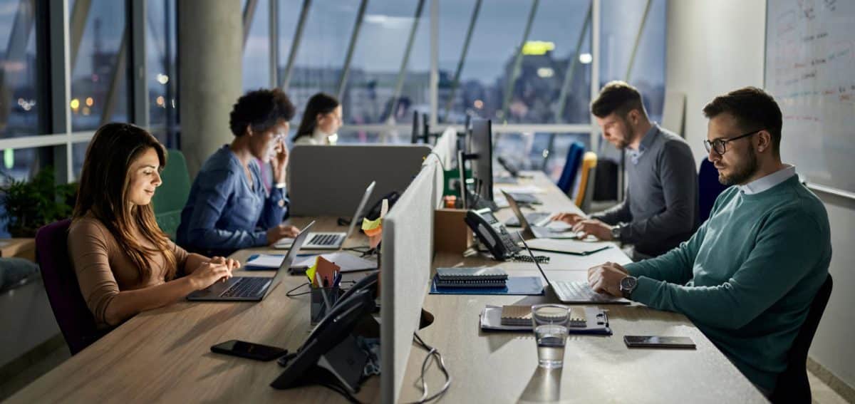 New work: Desk sharing – essential rules for employers – - BUSE